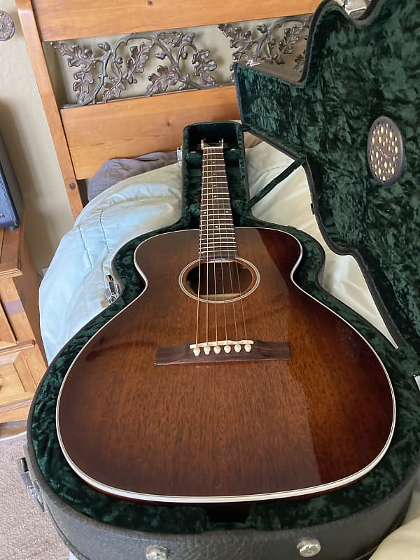 Guild U.S.A. M 25 E Concert A/E California Burst 2021 - Solid | Reverb