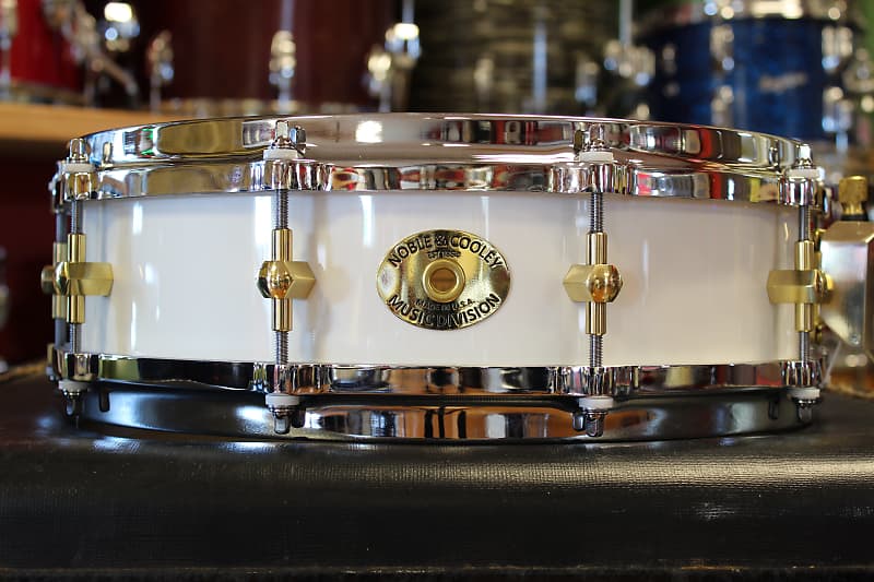 Noble & Cooley 3.875x14 Solid Shell Maple in White High Gloss | Reverb