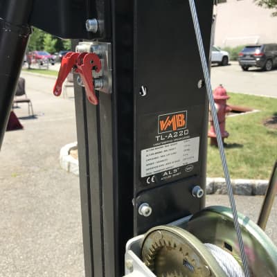 VMB Line Array Lift TL-A220 | Reverb