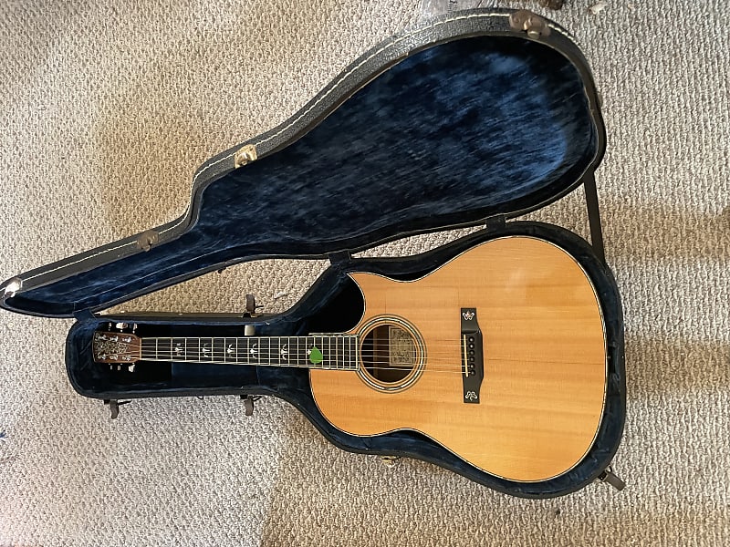 Larrivee C-10 Florentine Cutaway 1994 w/ Fishman Pickup under | Reverb