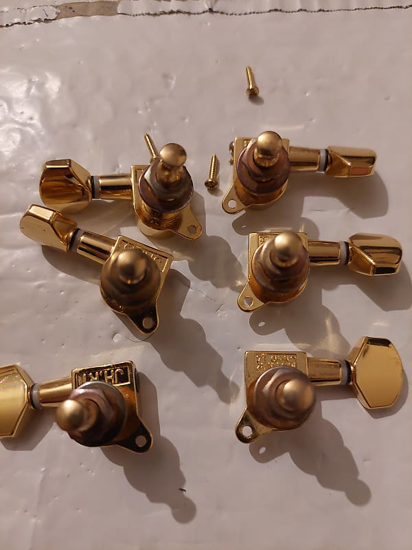 BC Rich Gold 3 x 3 Tuners Schaller Style off a Pro X3 | Reverb UK