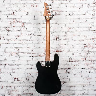 Hondo - Model H 815-BK - Electric Bass Guitar - Short Scale - | Reverb