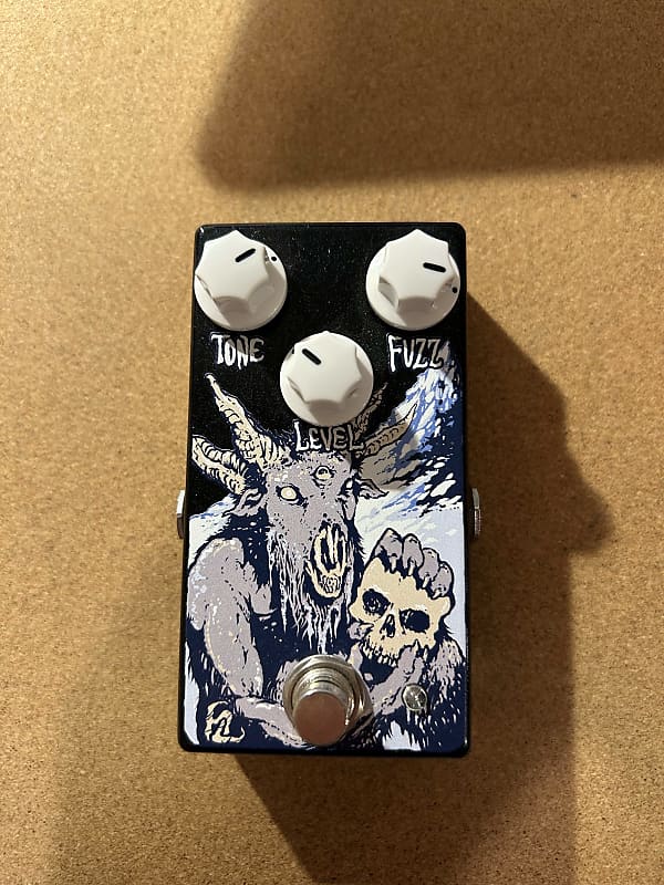 Haunted Labs Frost Bite Fuzz Pedal 2021 Frostbite Doom Bass | Reverb