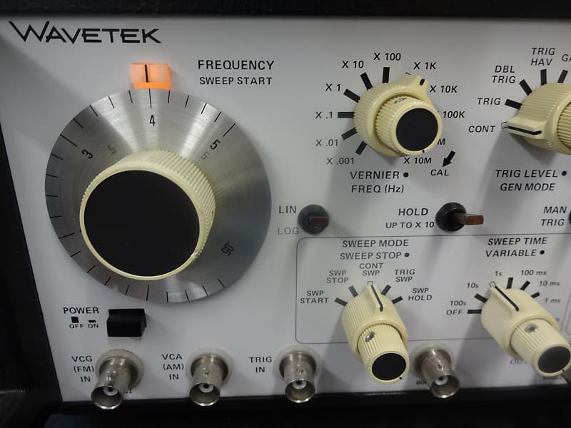 Wavetek 166 Function generator Sine square wave Test bench | Reverb