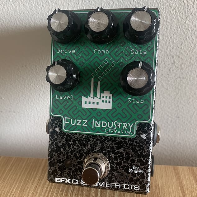 EFX Custom Effects Fuzz Industry 2024 (Based on Zvex Fuzz | Reverb