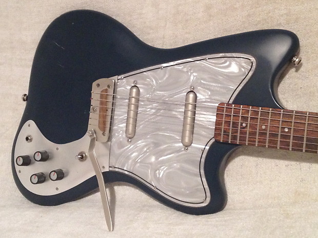 Danelectro Dead On 67 HORNET 2009 Navy Blue | Reverb