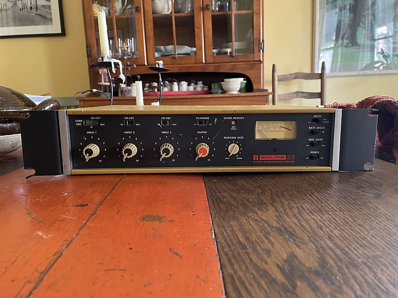 Shure Se-30 (Level-Loc) | Reverb