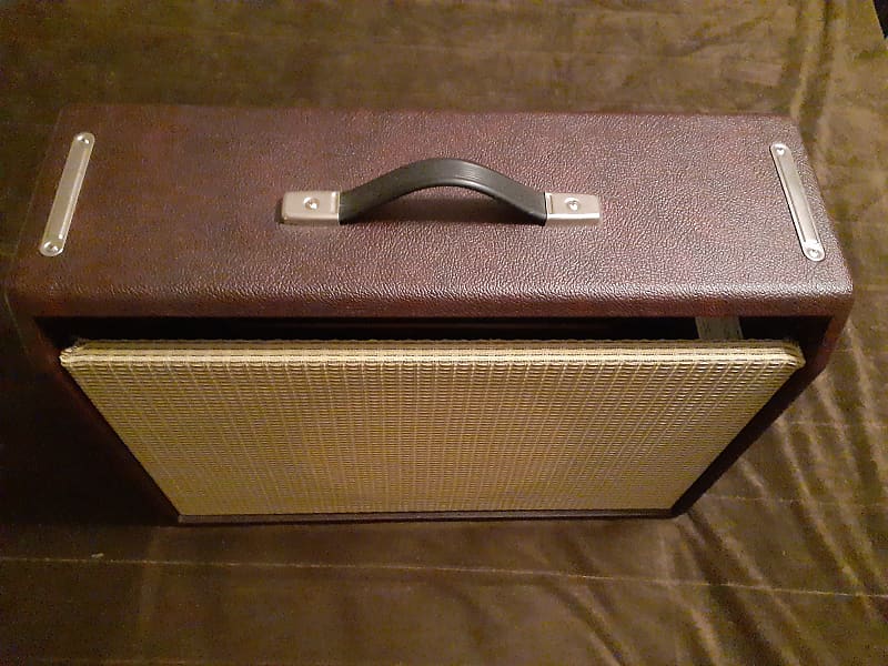 Fender Deluxe Reverb Reissue Cabinet | Reverb
