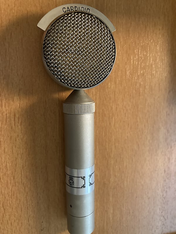 Oktava MC012 with side address cardioid capsule 2000s silver | Reverb