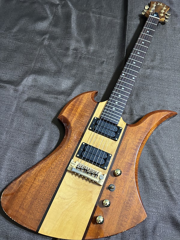 B.C. Rich Mockingbird Standard - Natural | Reverb