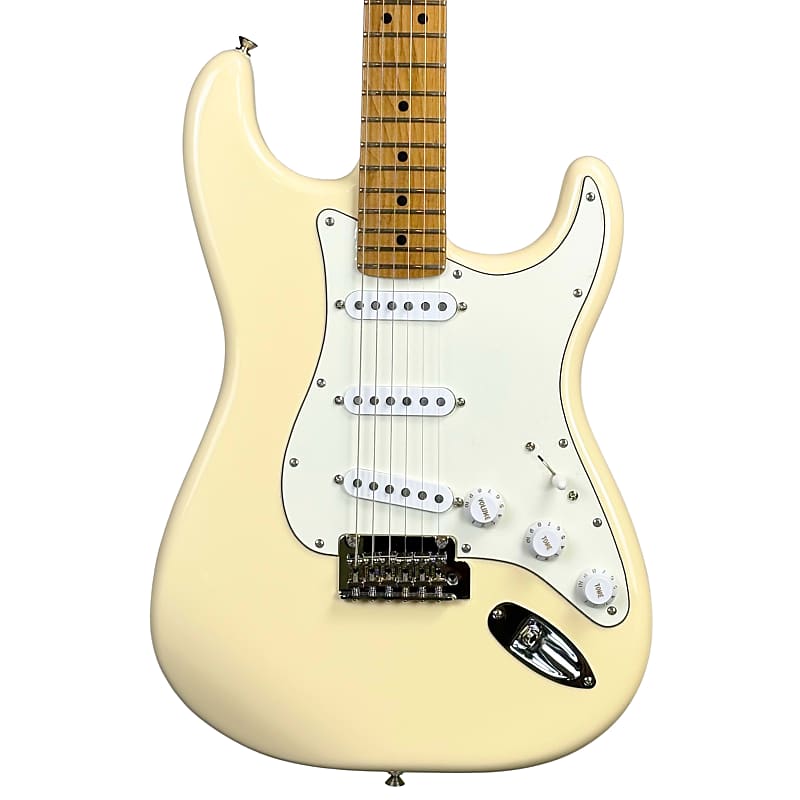 Fender Player II Stratocaster with Roasted Maple Neck | Reverb UK
