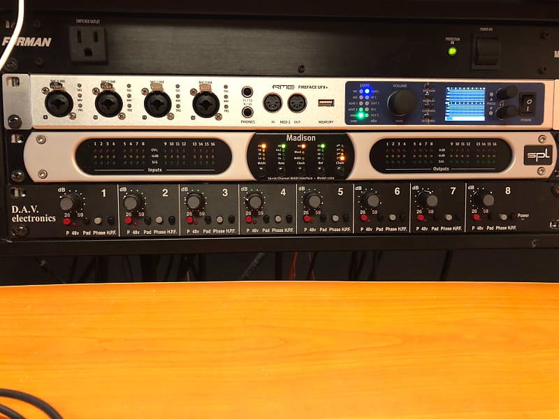 D.A.V. Electronics BG8 | Reverb