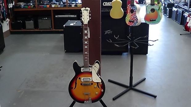 Bruno MaxiTone sunburst Hollow body | Reverb