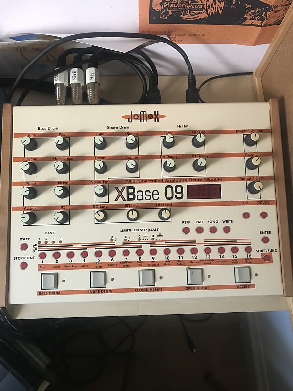 JoMox Xbase 09 | Reverb