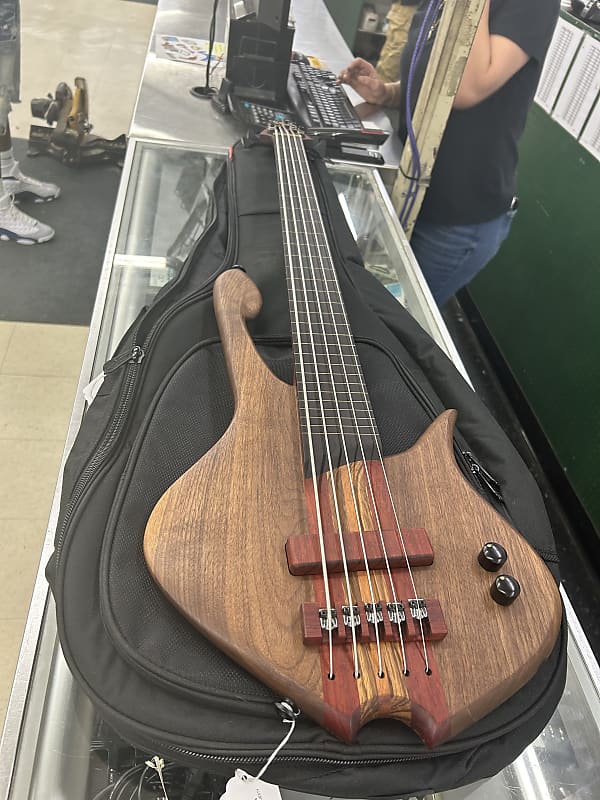 Prometeus handcrafted 5 string fretless bass | Reverb