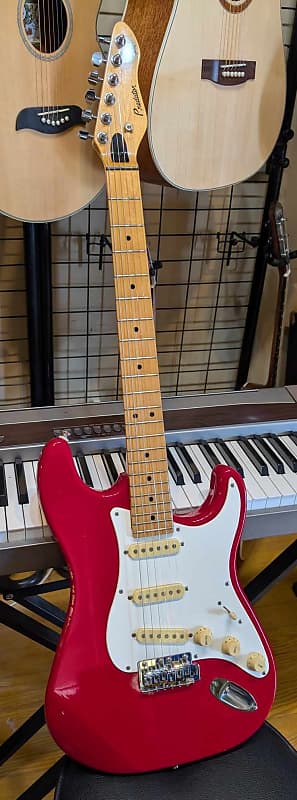 Peavey Predator Strat Style Electric Guitar Made in the USA | Reverb