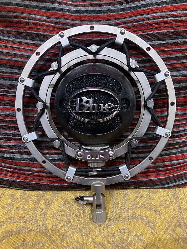 Blue Microphones 8-Ball condenser mic & Ringer shockmount | Reverb