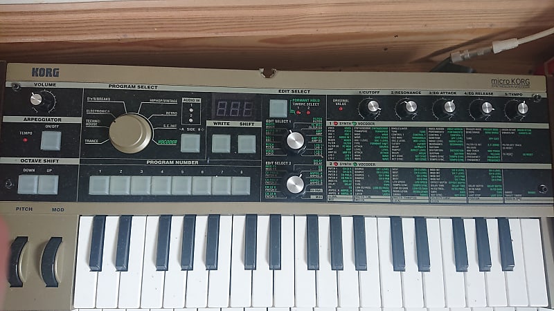 Korg microKORG Synthesizer/Vocoder | Reverb