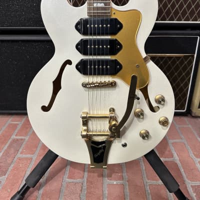 Used Guitars | Reverb