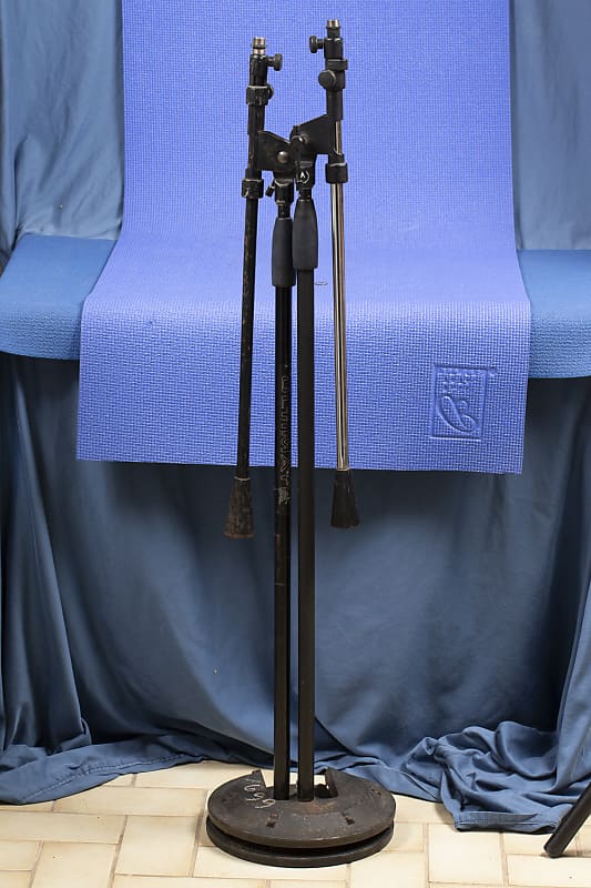 2 Ultimate Support Mic Stands + 2 Atlas Booms 2000s? | Reverb