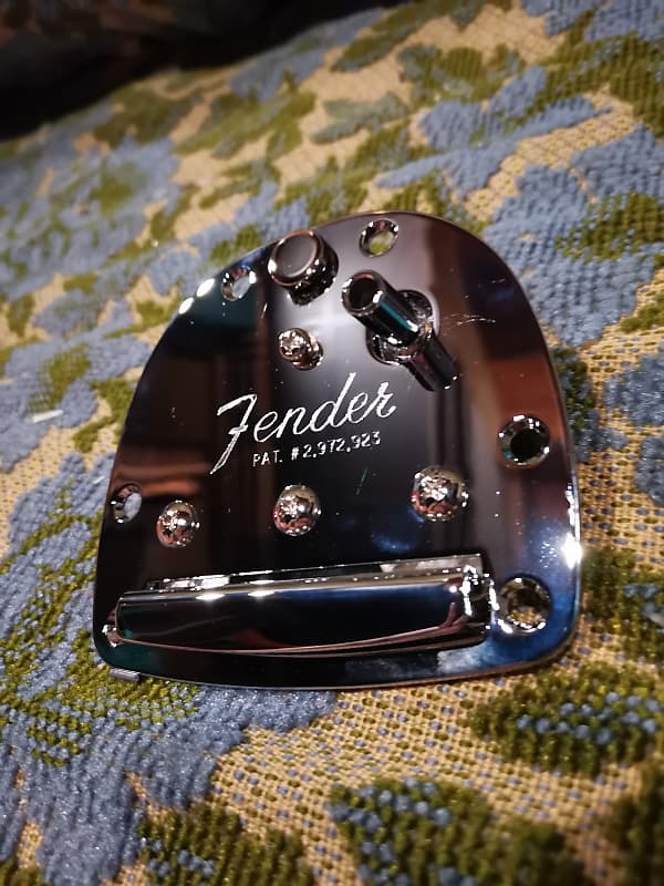 Fender Vintera Jaguar / Jazzmaster tremolo, locking, | Reverb UK