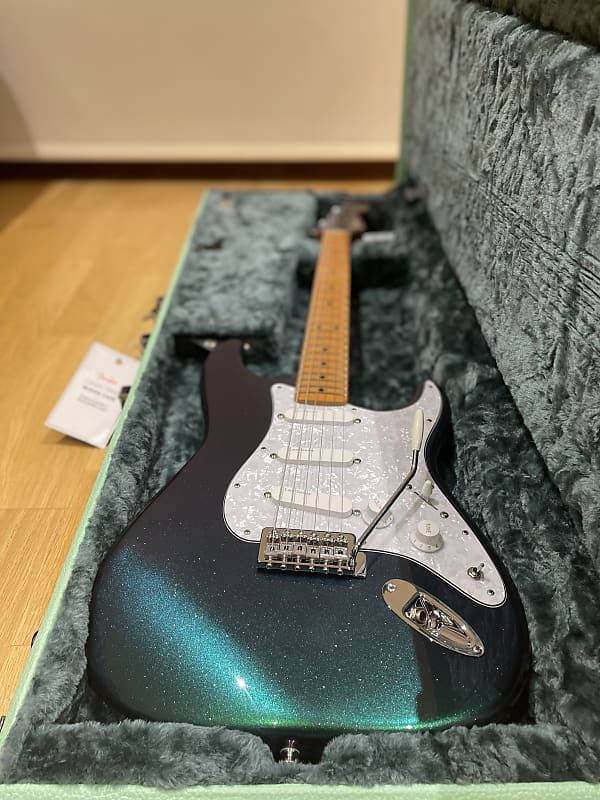 Fender Customised Stratocaster Chameleon Flip Sparkle Lace | Reverb