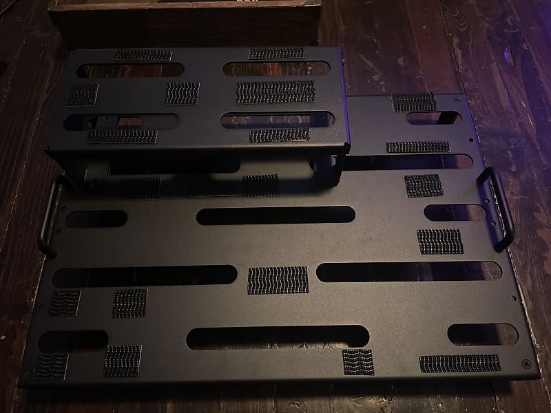 Creation Music Supply Aero 18x12.5 with Riser | Reverb