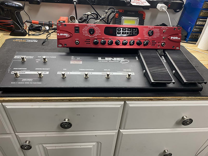 Line 6 Pod Pro w/Floor Board 2000’s - Red | Reverb