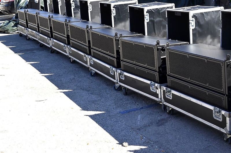 MEYER SOUND M2D SPEAKER PACKAGE W/CASES AND FLY BARS(20 m2d) | Reverb