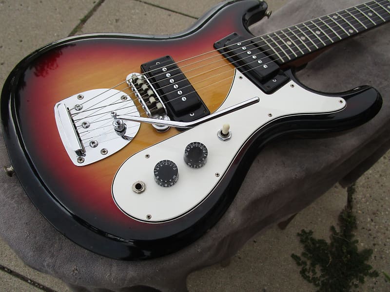Crestwood Hi Flyer 70's Univox Mosrite copy Phase ll Solid | Reverb