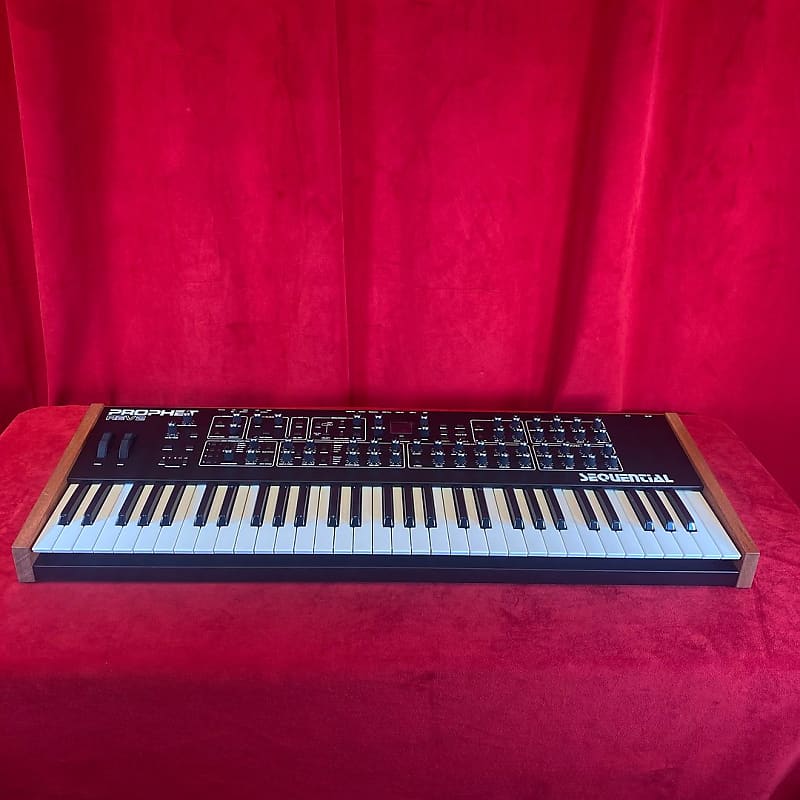 DAVE SMITH PROPHET REV2 (16 voice) Synthesizer (Miami, FL | Reverb