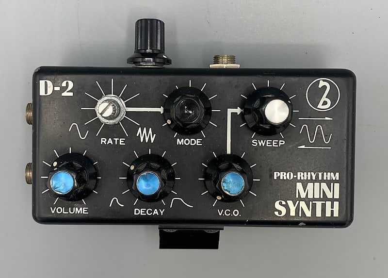 JHS D-2 Pro-Rhythm Mini Synth | Reverb