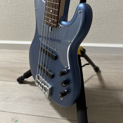 Atelier Z Short Scale 5 String Bass | Reverb