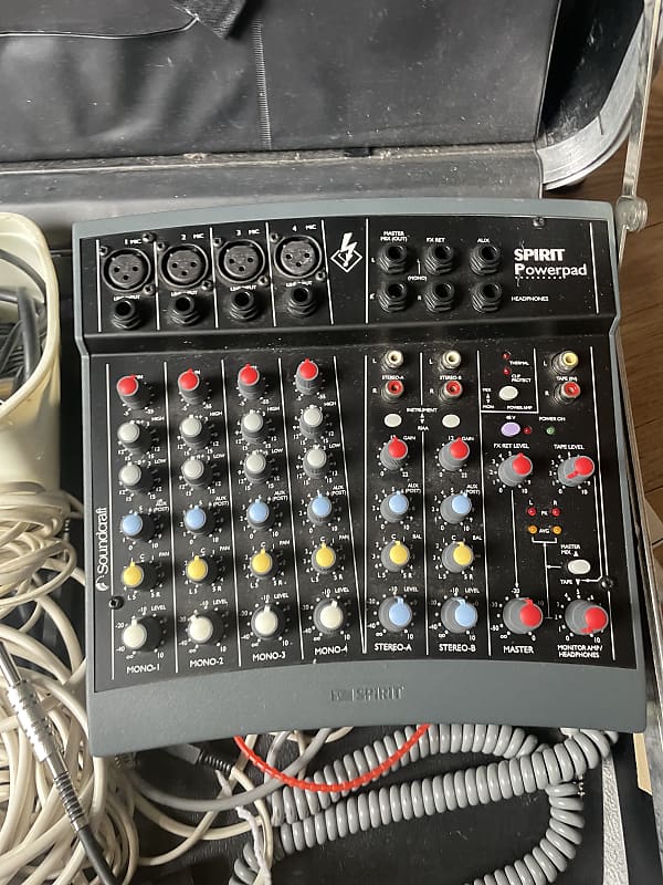 Soundcraft Spirit folio power pad powered mixer Grey | Reverb UK
