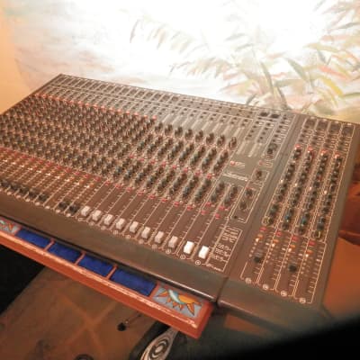 Studiomaster Mixdown 16-8-16 studio mixer mixing console | Reverb