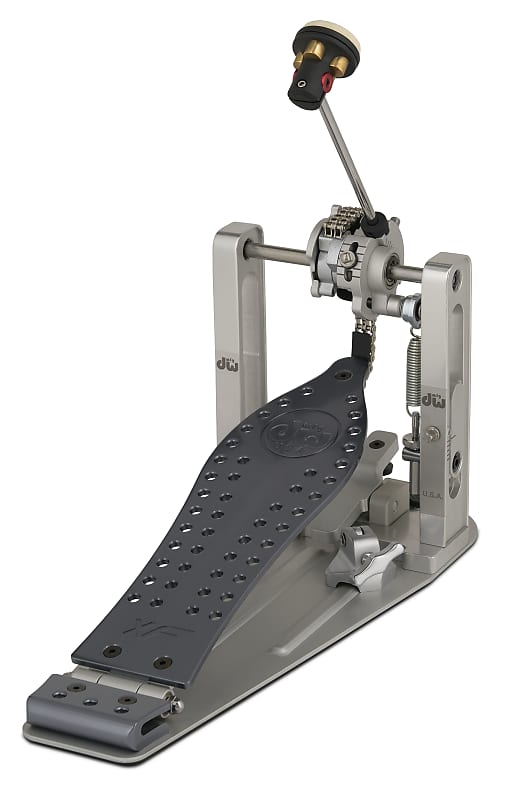 DW MFG Series Machined Chain Drive Single Bass Drum Pedal | Reverb