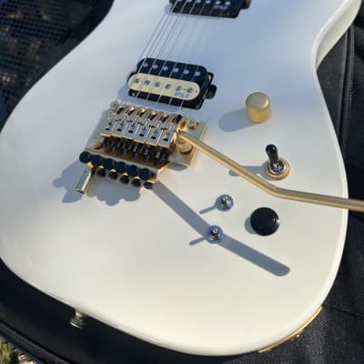 FU-Tone FU Pro Guitar 2024 - Antique White / Gigbag | Reverb