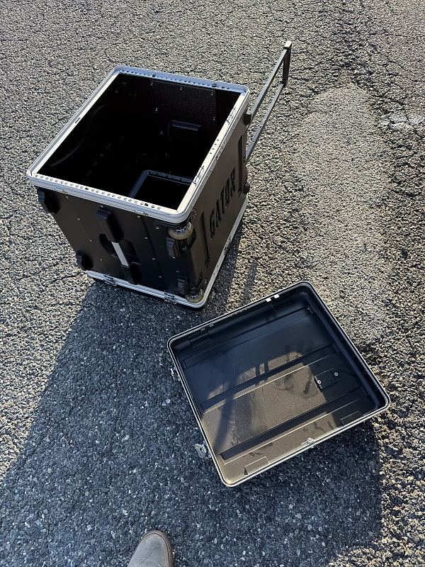 Gator Rack mount flight case - Black powered | Reverb