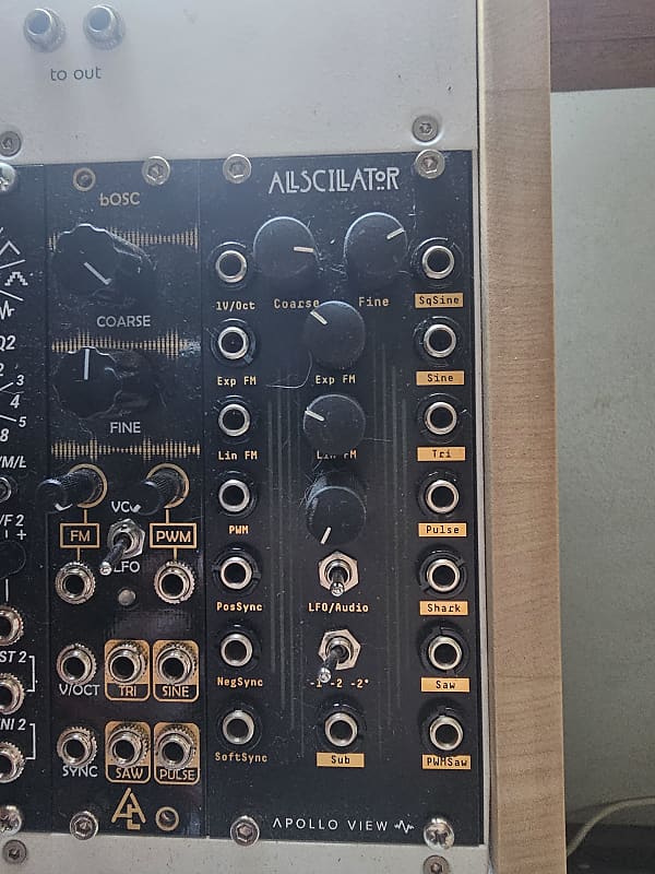 Apollo View Allscilator 2023 - Black and gold | Reverb