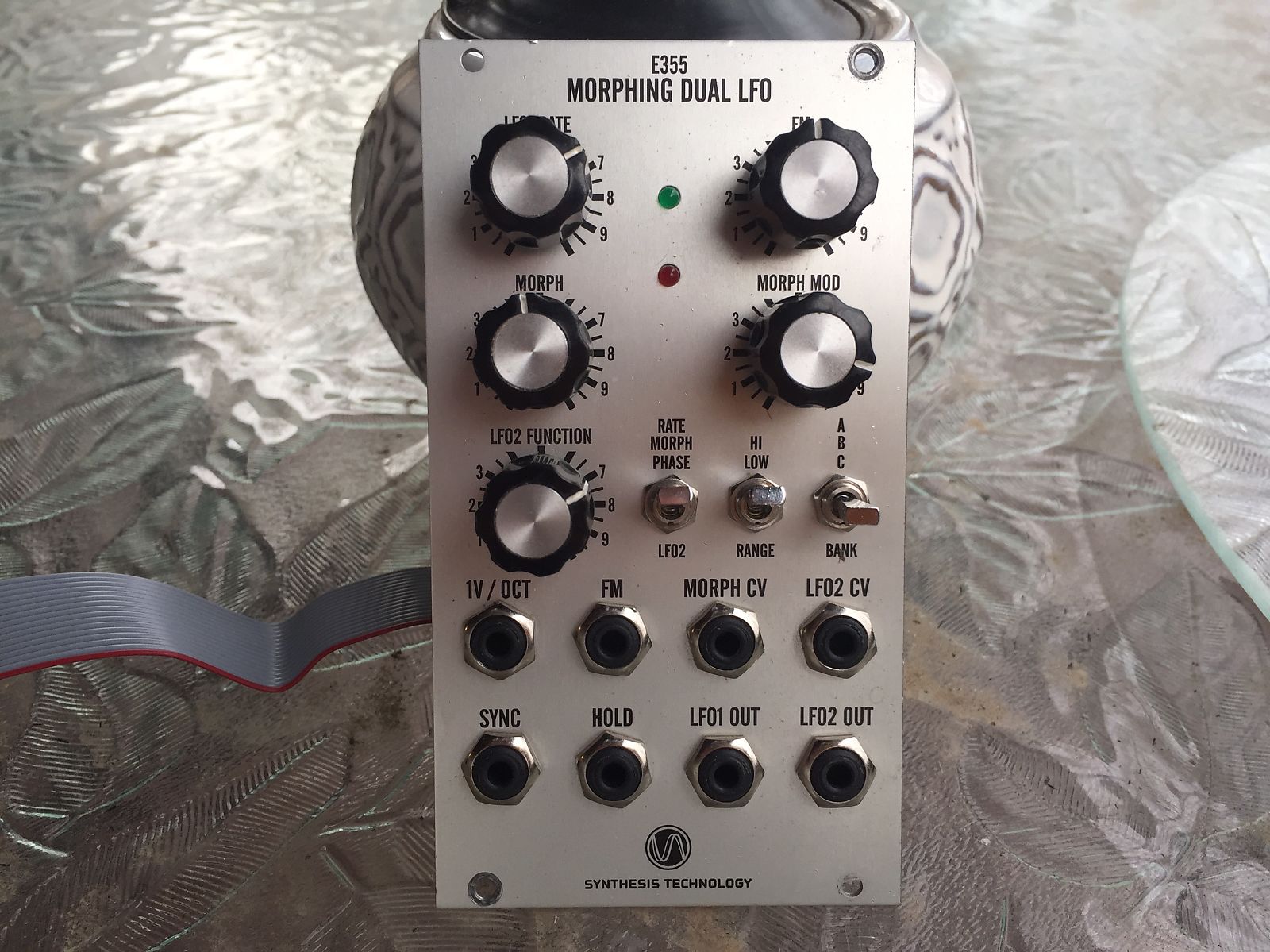 Synthesis Technology E355 Morphing Dual LFO | Reverb