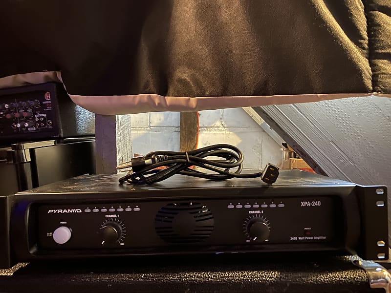 Pyramid XPA-240 2400 Watt Power Amplifier | Reverb