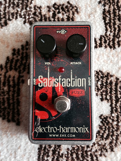 Electro-Harmonix Satisfaction Fuzz (Maestro clone) | Reverb