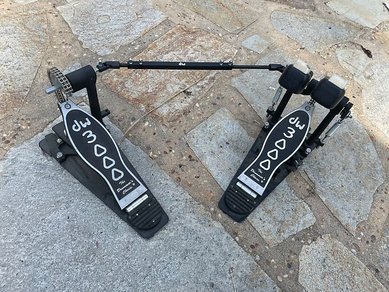 DW 3000 Series DOUBLE Bass Drum Pedal | Reverb