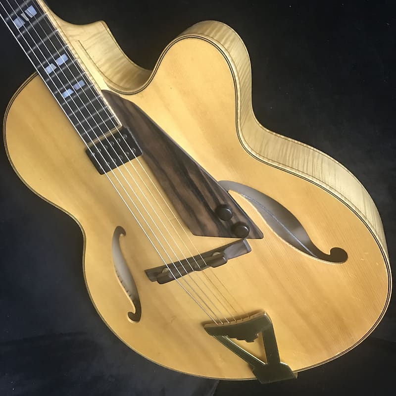 Borys B420 1996 - Blonde Archtop Guitar w floating pickup | Reverb UK