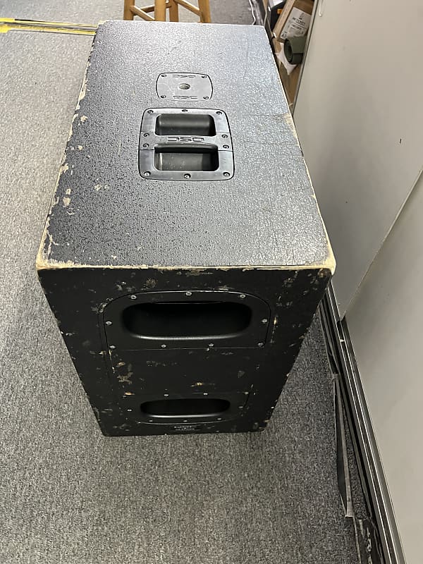 QSC KS212C Cardioid 3600W Dual 12 inch Powered Subwoofer Used | Reverb