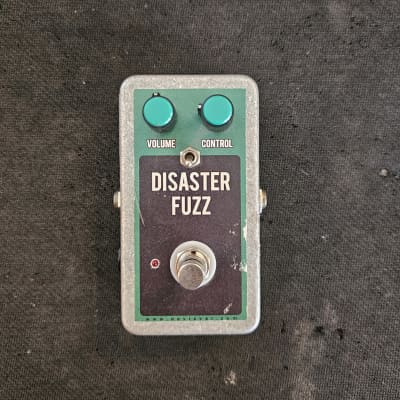 Devi Ever : FX Disaster Fuzz 2009 | Reverb
