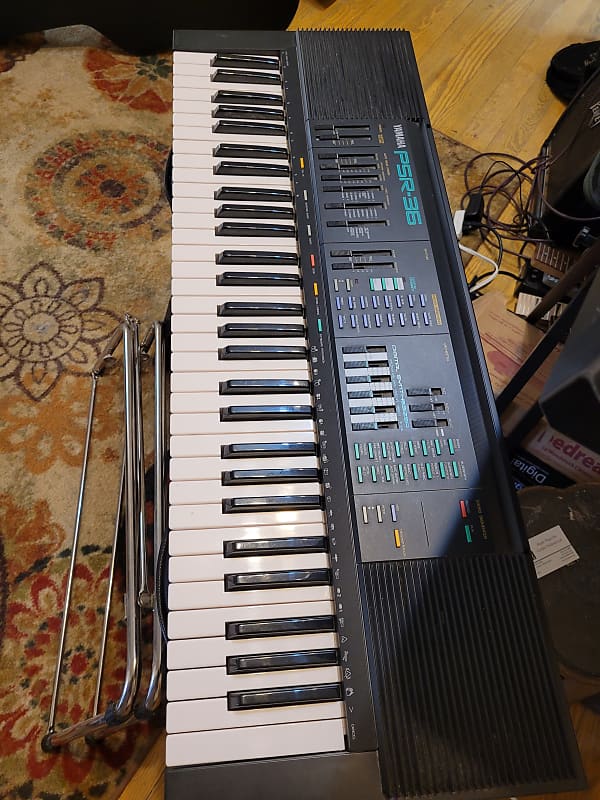 Yamaha PSR36 Vintage 61-Key Synthesizer | Reverb