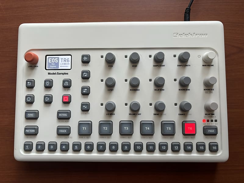Elektron Model:Samples 6 Track Groovebox | Reverb