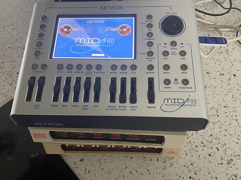 Ketron Mid J Pro | Reverb