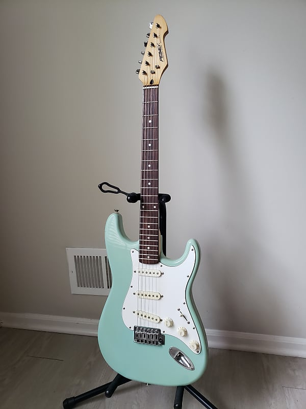 Peavey International Series Raptor-1 electric guitar | Reverb